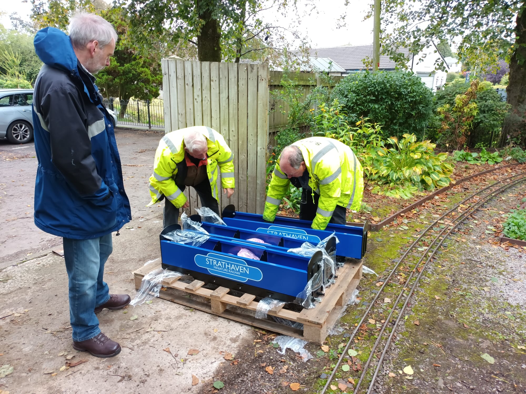 Leaving from Strathaven Central Soon ! – Strathaven Miniature Railway