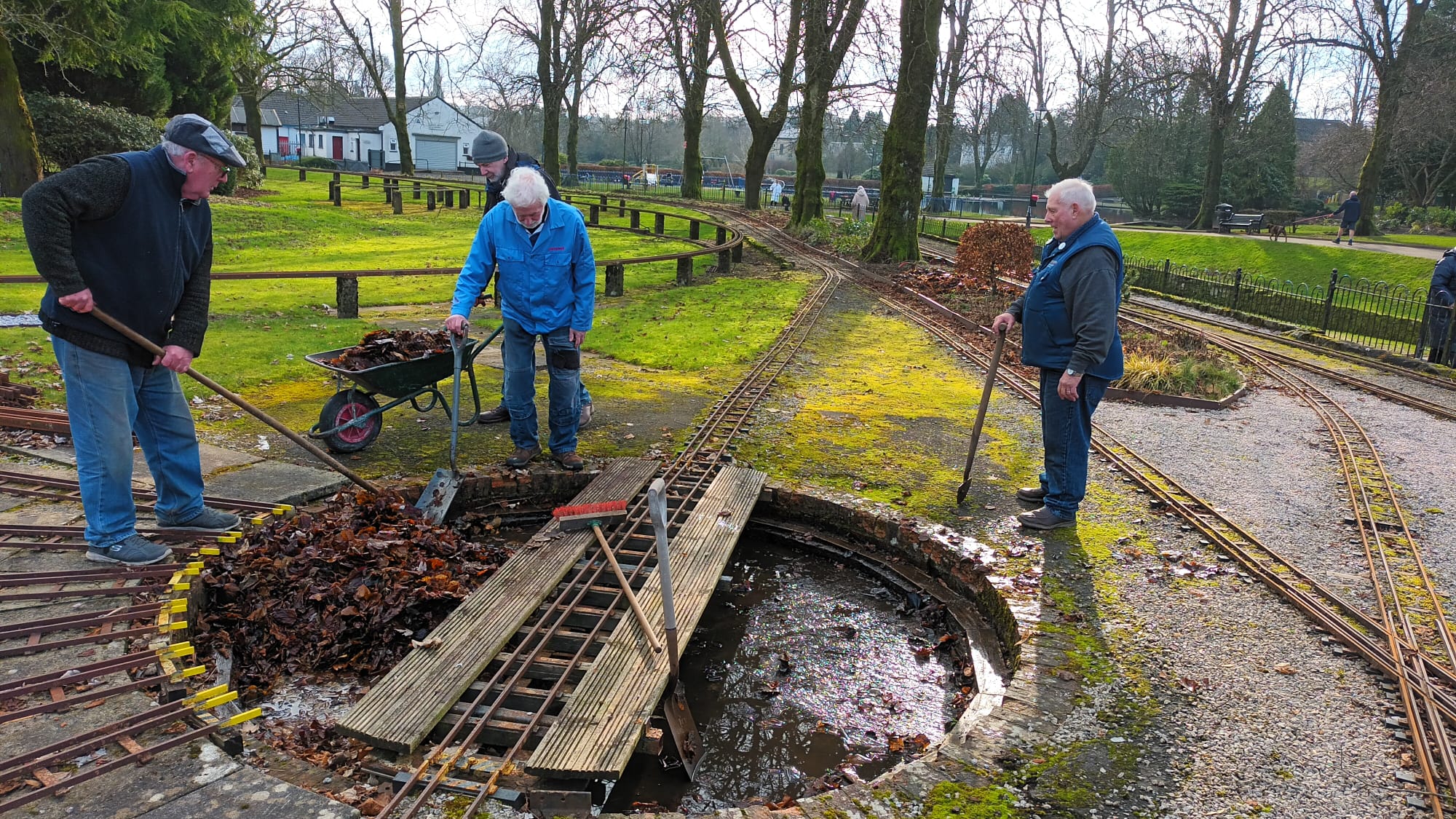 The Wee Train will Soon be Running Again ! – Strathaven Miniature Railway
